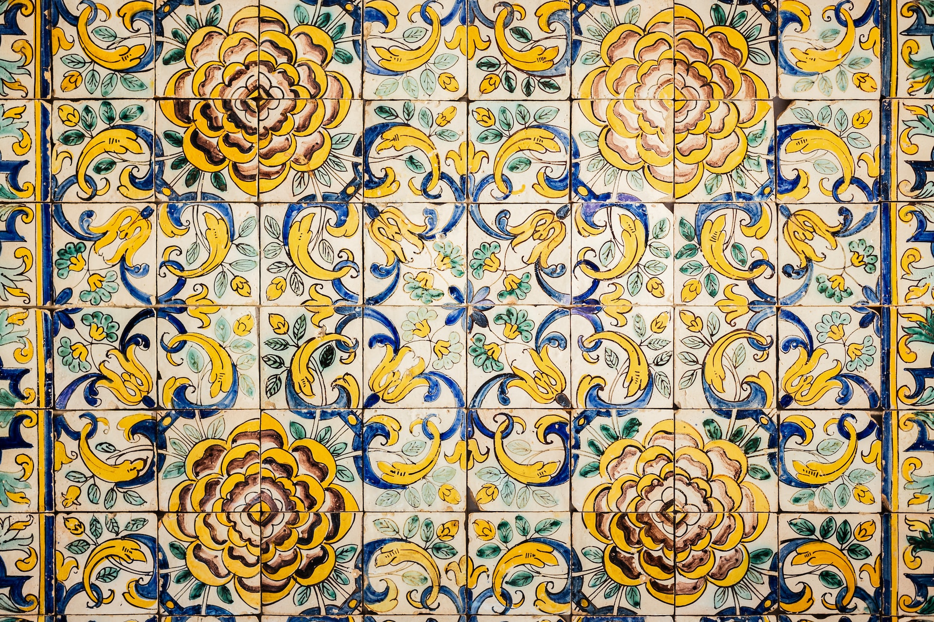 Portuguese Tiles: A Story of Colorful Legacy and Culture | LisbonGo